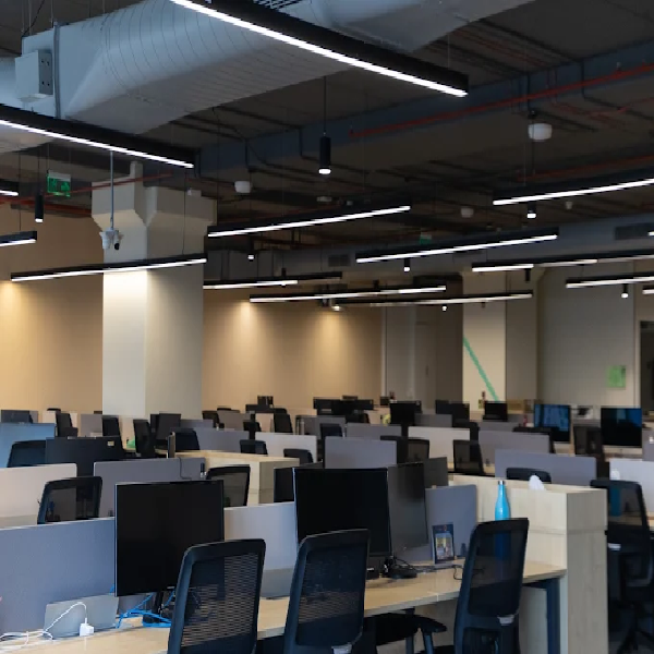 Flexible Office Space For Rent Symbyont Smart Spaces | One Paramount, Porur, Chennai